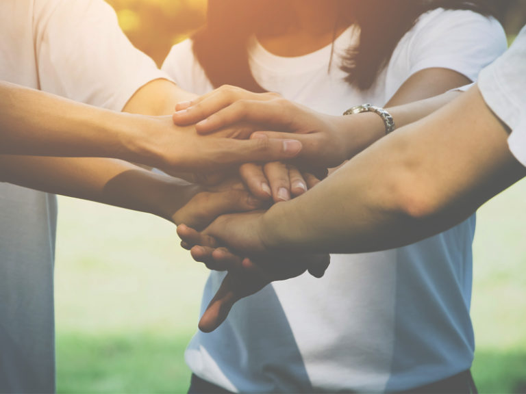 Community & Groups – XRDS